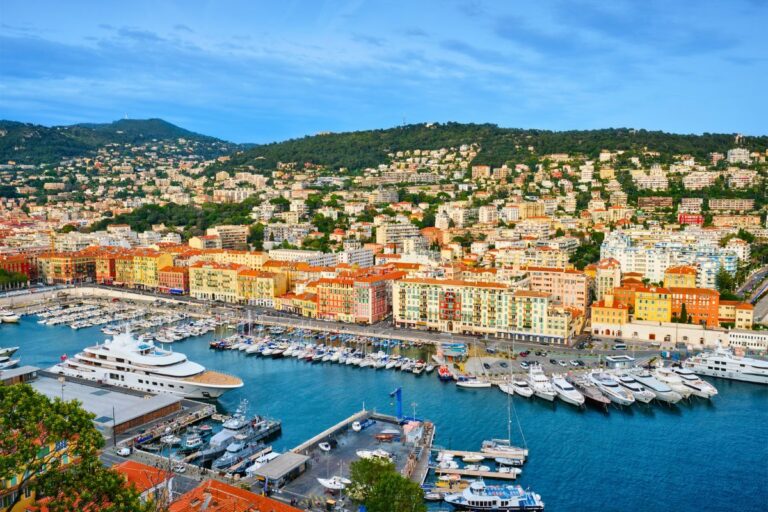Les 8 plus beaux quartiers de Nice à explorer - Hôtel Secret