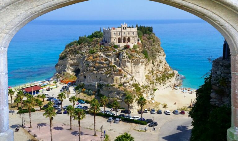 Les 9 plus beaux endroits de la Calabre à visiter absolument - Hôtel Secret